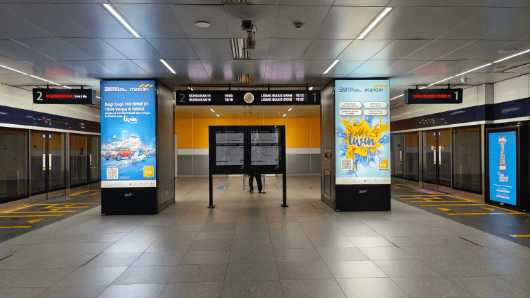 Simak Ragam Bentuk Iklan Luar Ruang Berikut! Ternyata Ada 2 Jenis ...